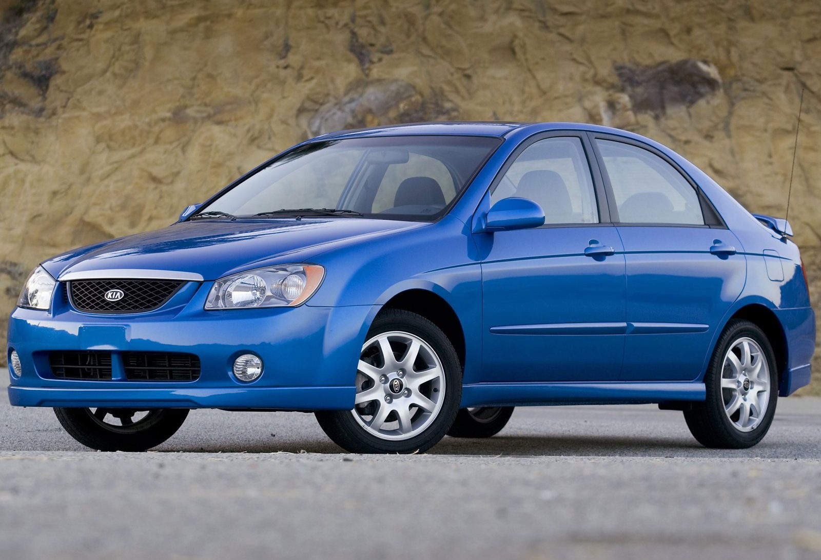 The Kia Spectra: A Look at Its History and Features - Orléans Kia | Kia ...